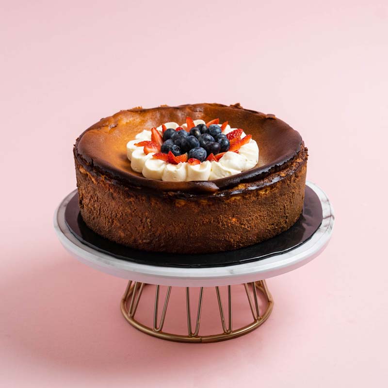 Burnt Cheesecake with Berries – Elevete Patisserie